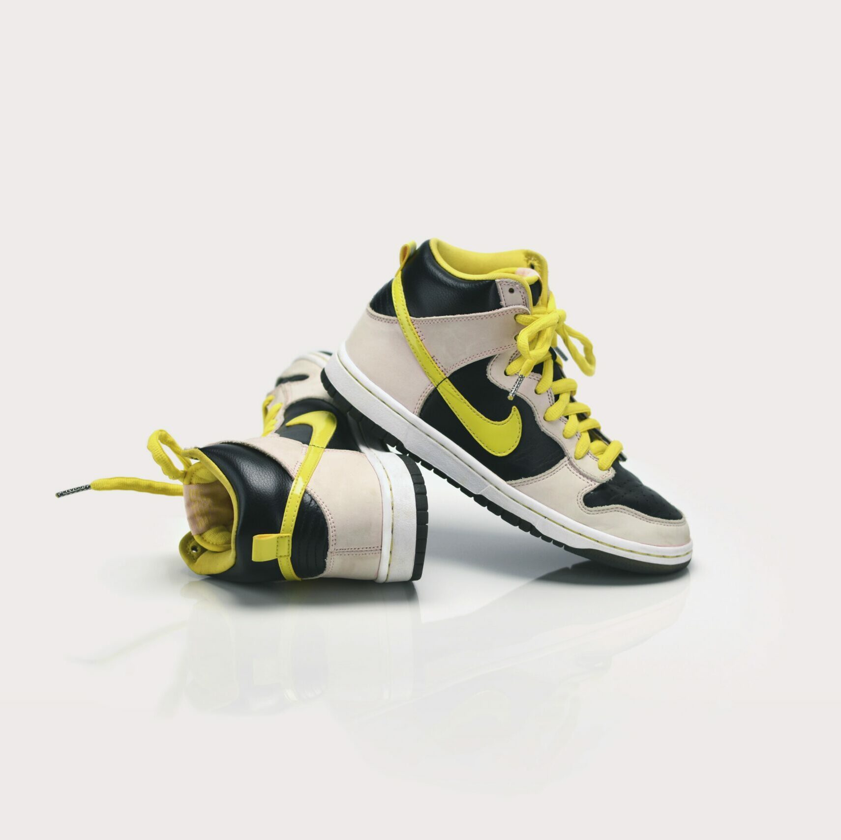 Summit - Robin Wooden